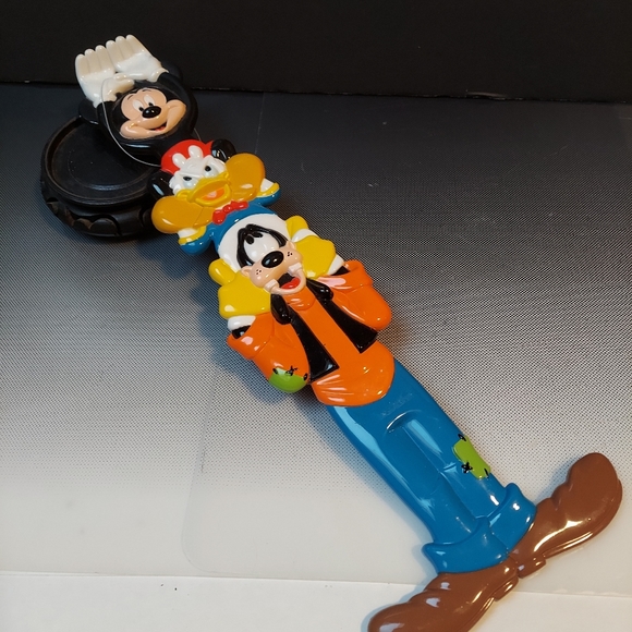 Disney | Toys | Disney World Back Scratcher Goofy Donald Mickey | Poshmark